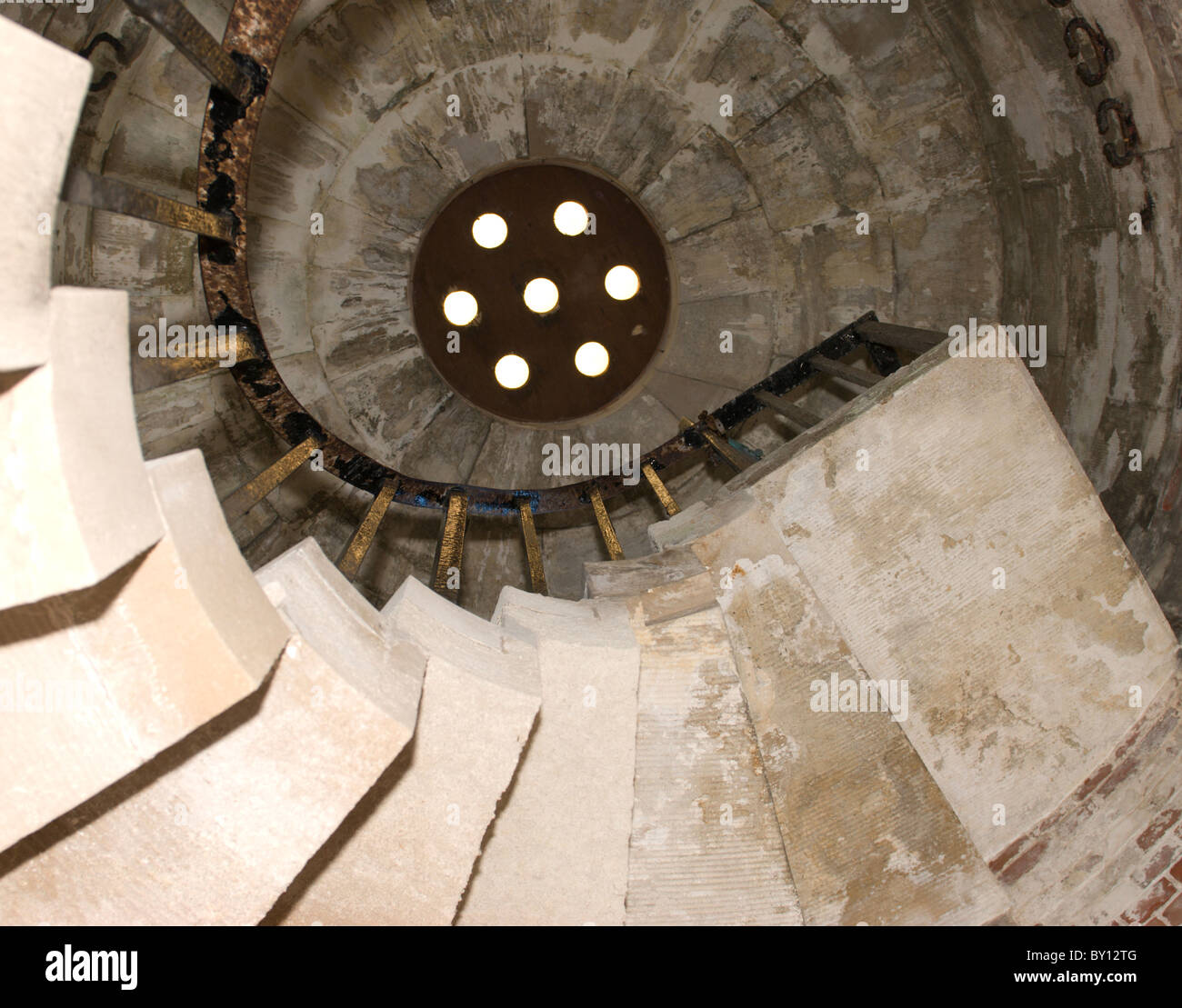 Concrete spiral staircase hi-res stock photography and images - Alamy