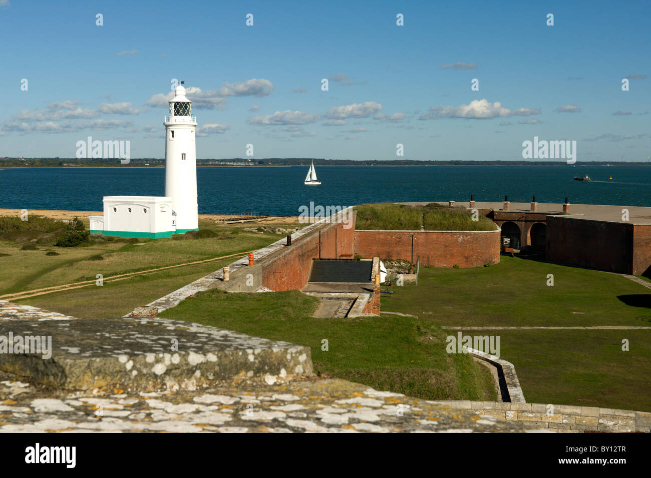Hurst point lighthouse and hurst castle hi-res stock photography and ...
