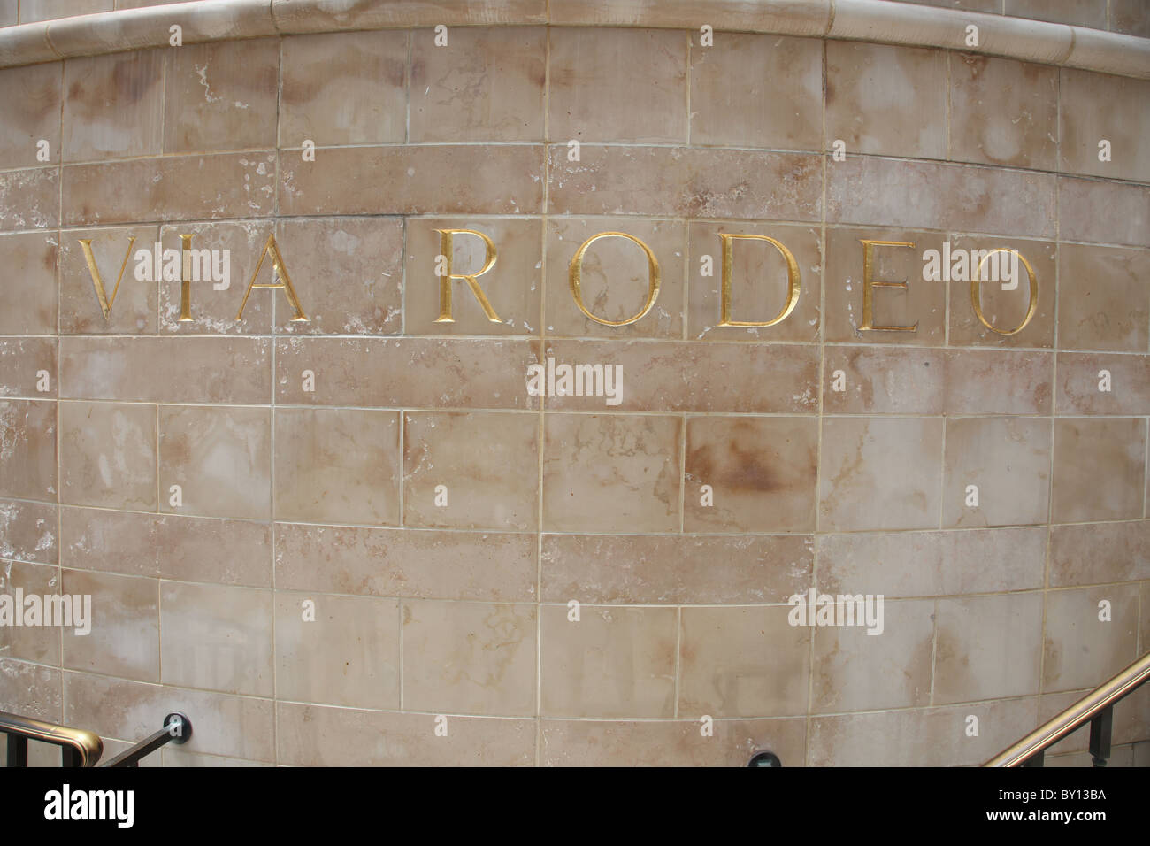 VIA RODEO SIGN BEVERLY HILLS STREET BEVERLY HILLS CALIFONIA USA BEVERLY ...