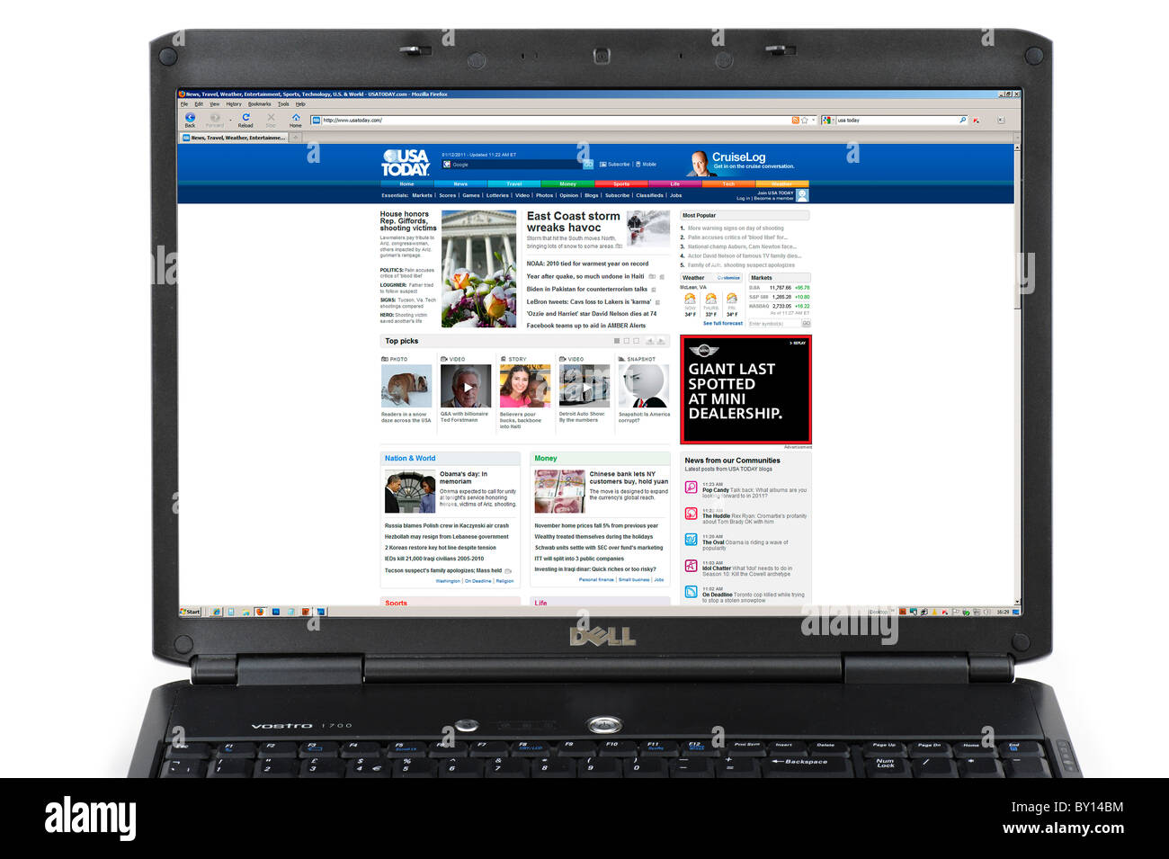 Browsing the USA Today website on a Laptop Computer, USA Stock Photo ...