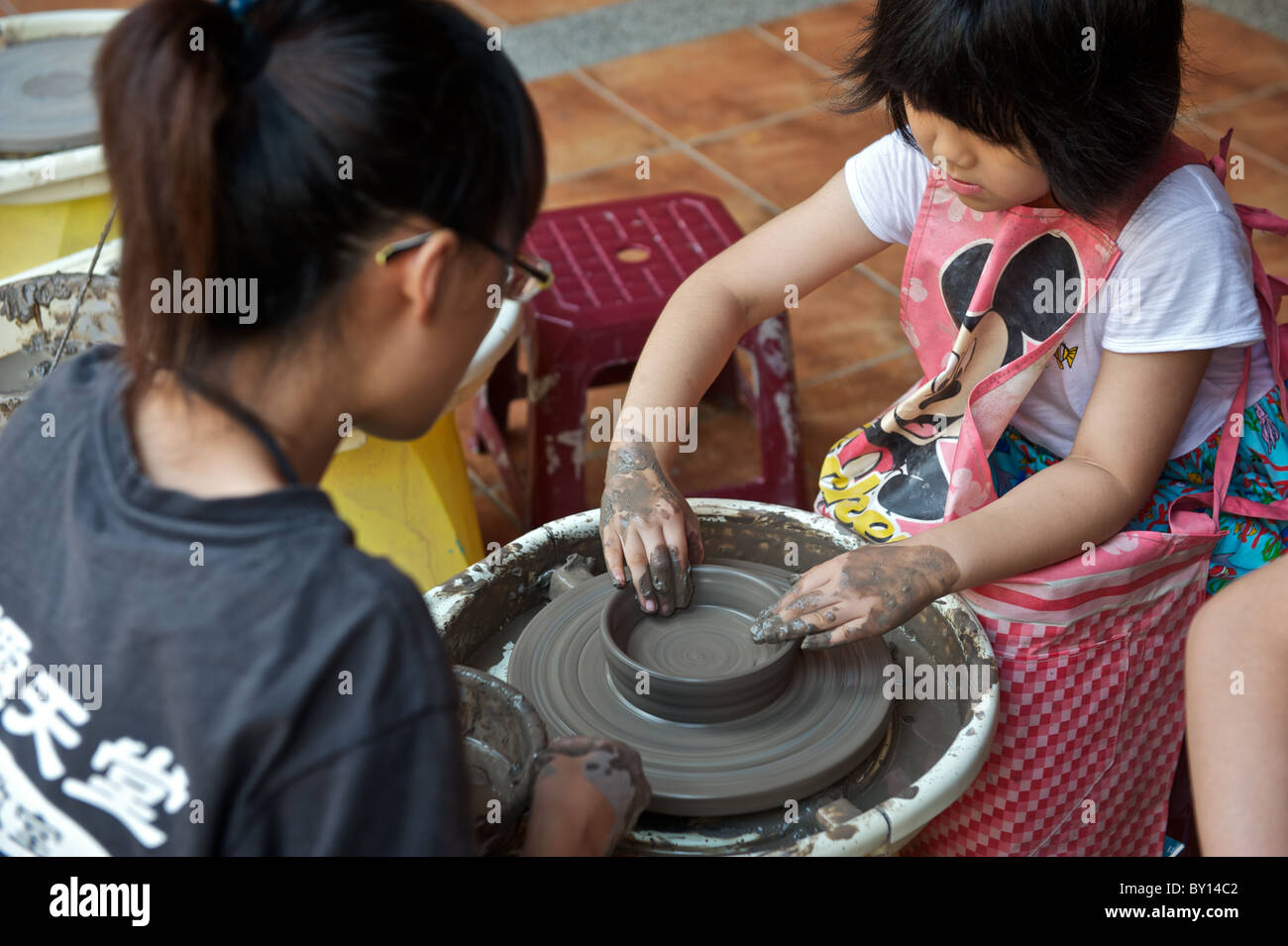 Asia pottery hi-res stock photography and images - Alamy