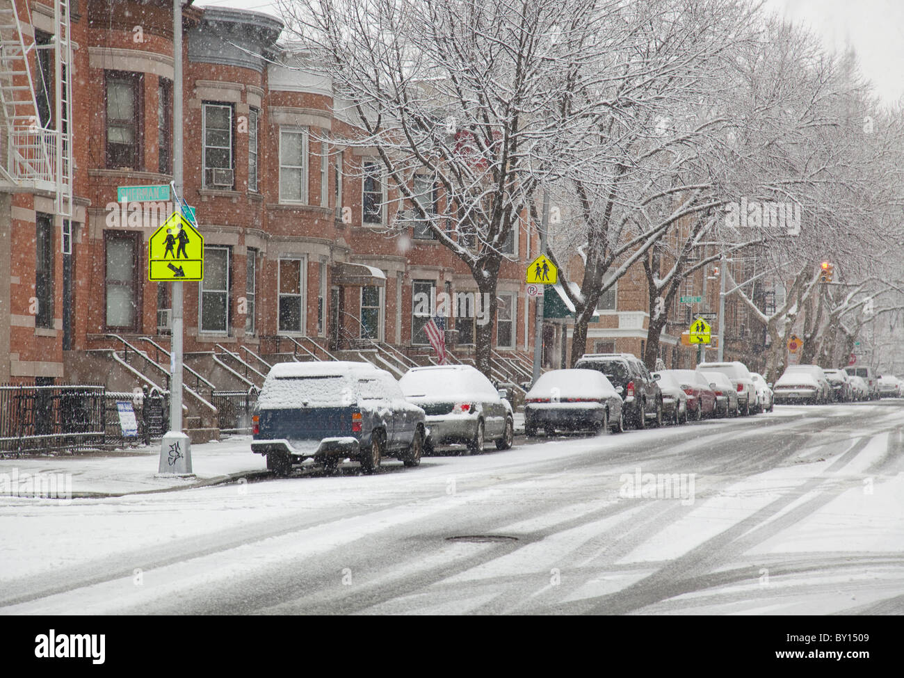 winter street scene Brooklyn NY Stock Photo - Alamy