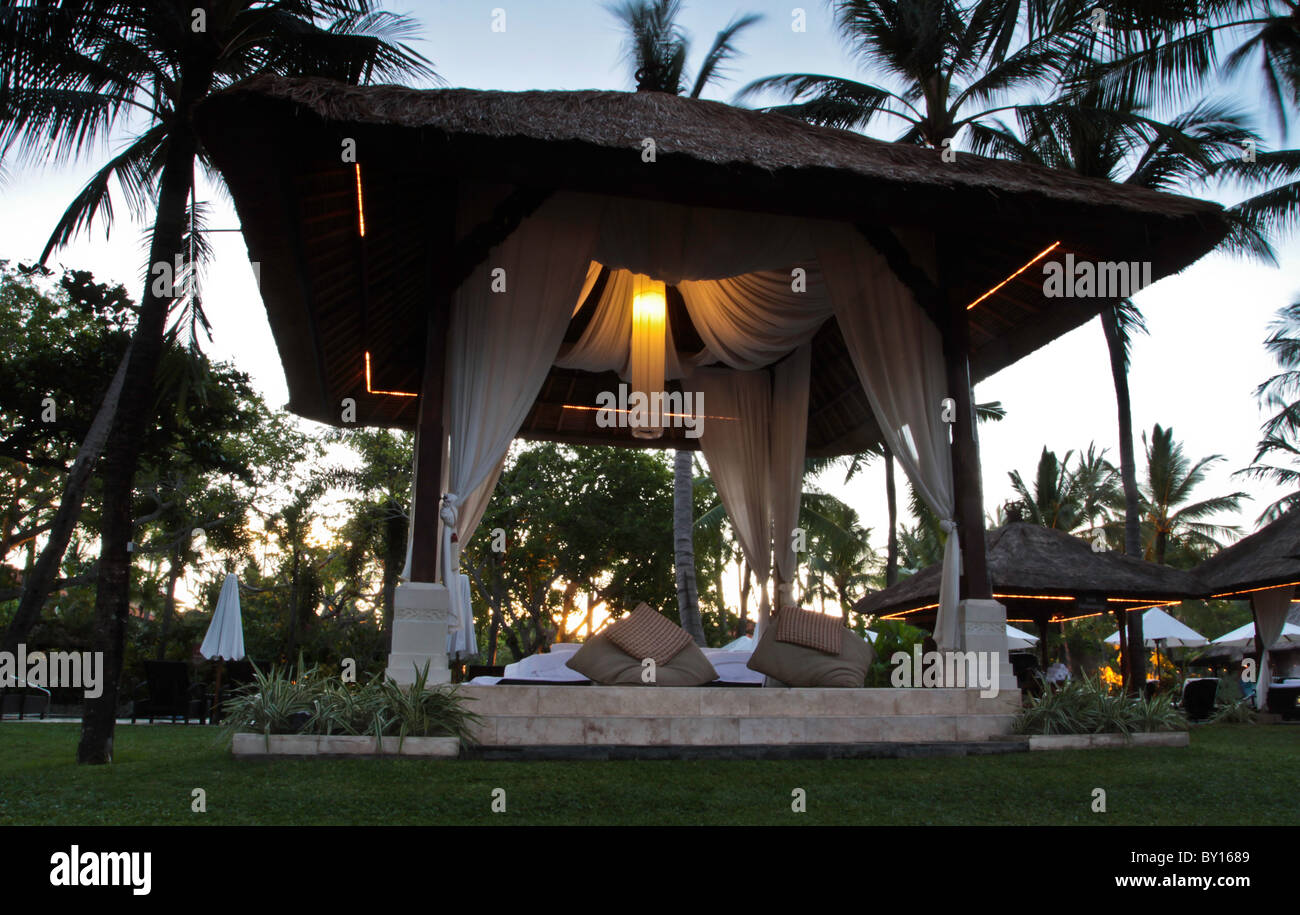 Massage hut hi-res stock photography and images - Alamy