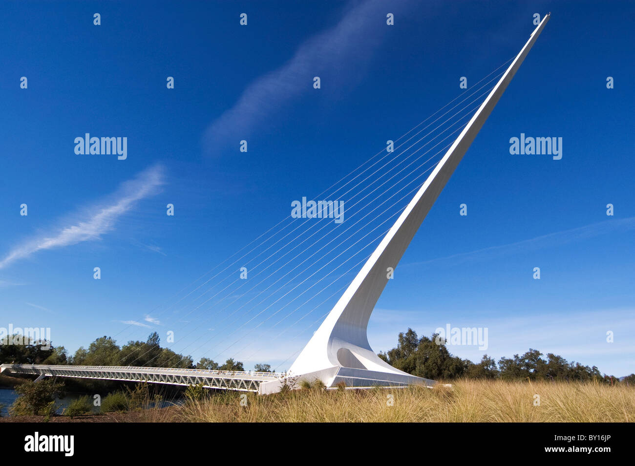 Sundial bridge hi-res stock photography and images - Alamy