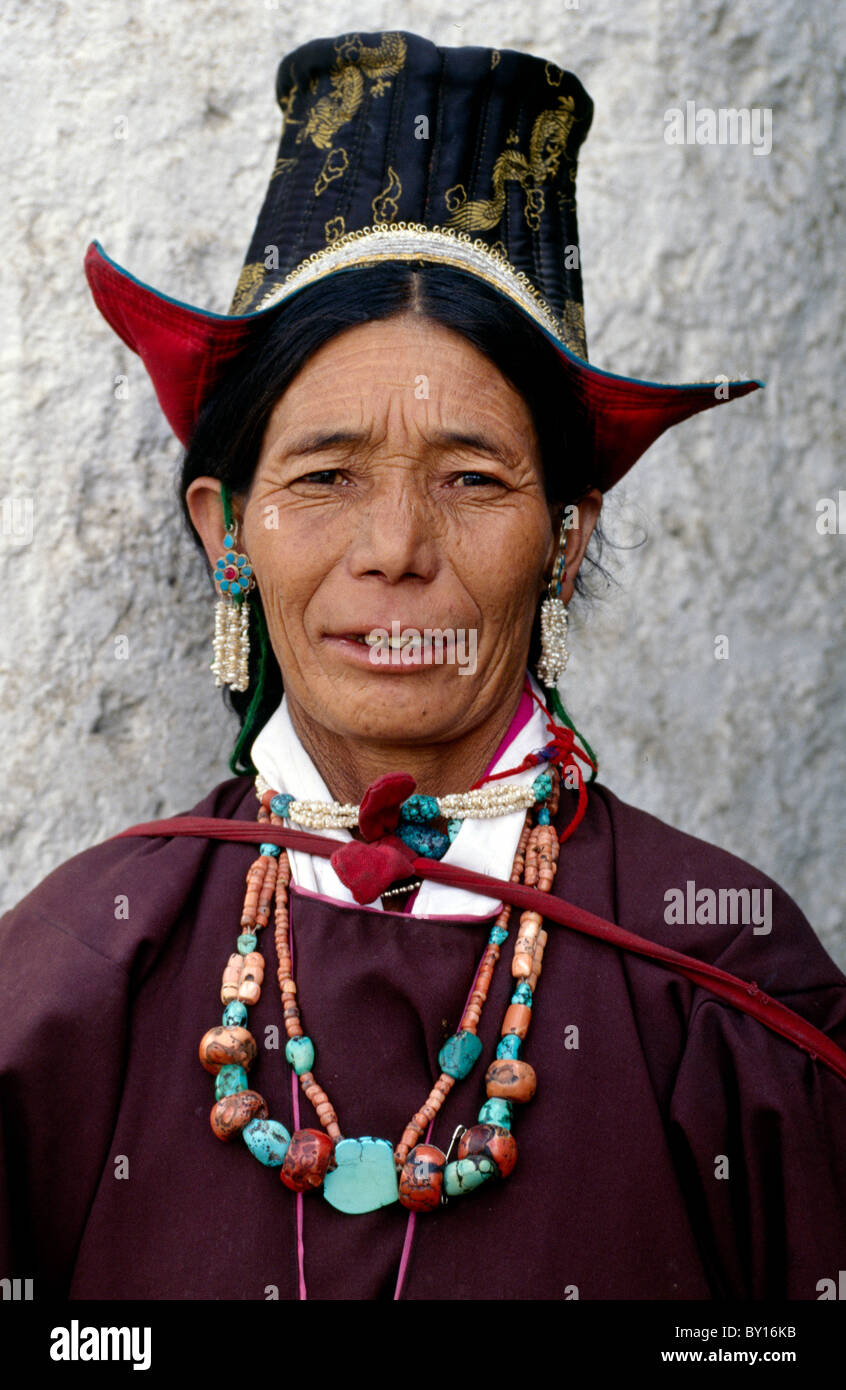 Ladakhi traditional dress hi-res stock photography and images - Alamy