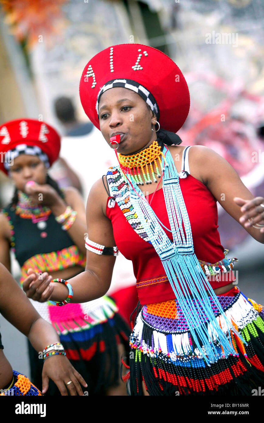 Cardiff carnival hi-res stock photography and images - Alamy