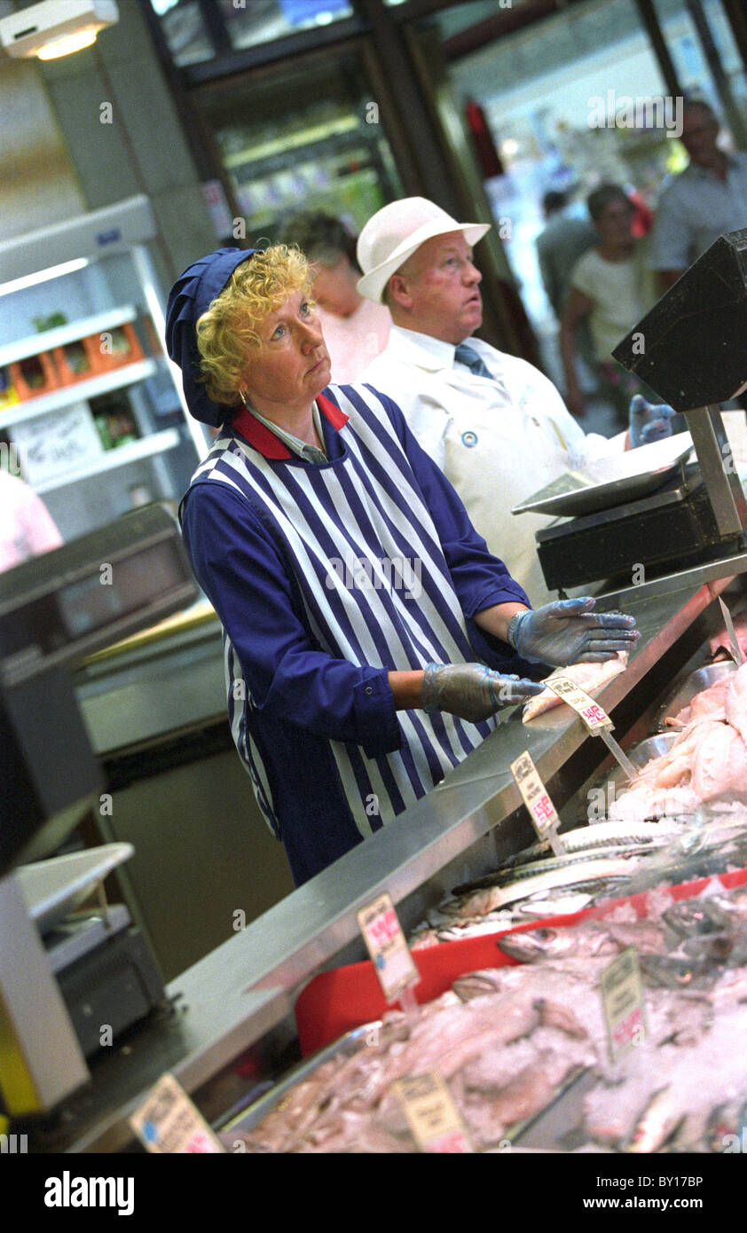 Cardiff fish hi-res stock photography and images - Alamy