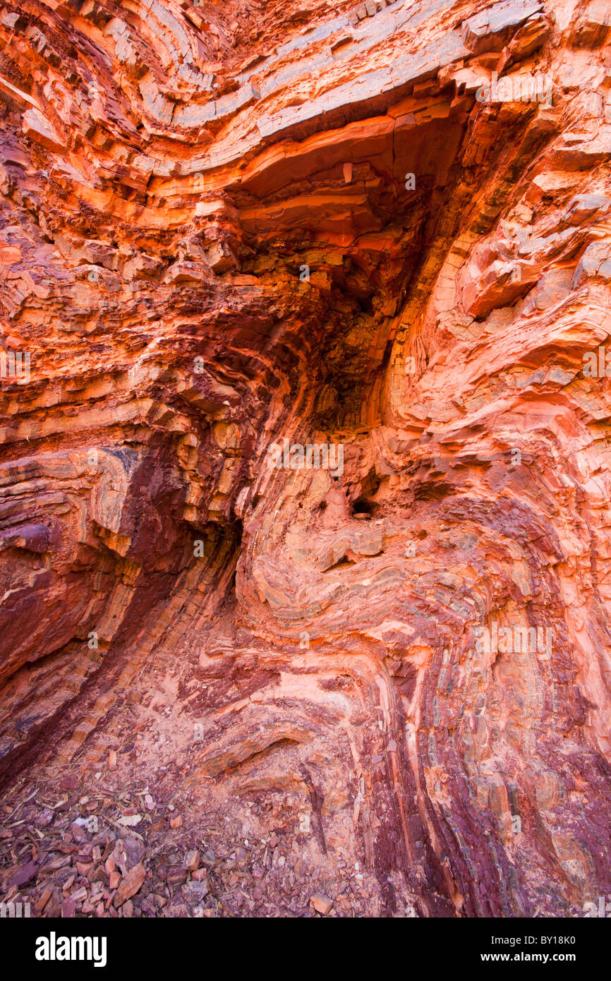 Severe tectonic folding in Hamersley Gorge, Karijini National Park ...
