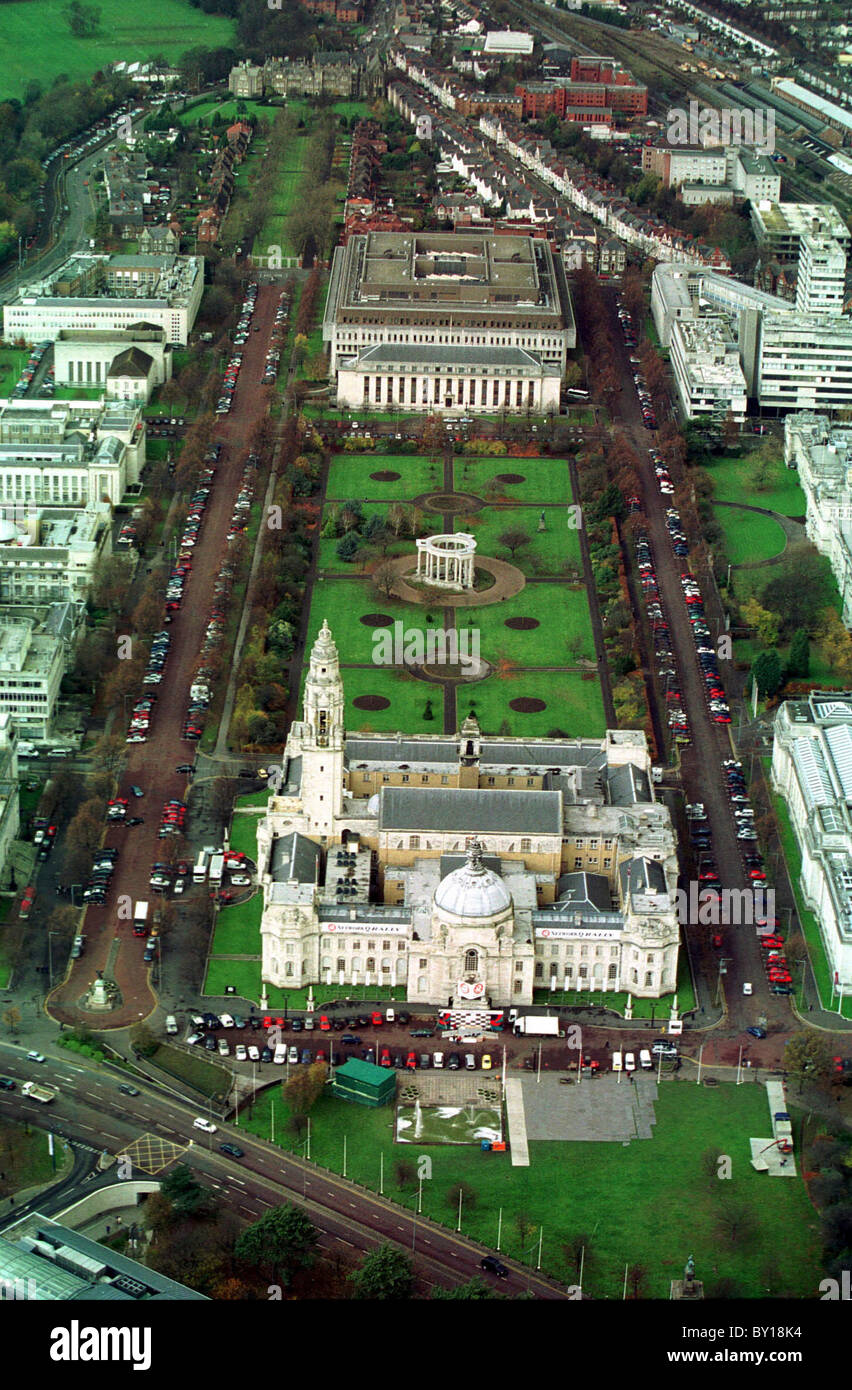 City Hall, Cathays Park, Cardiff Stock Photo - Alamy