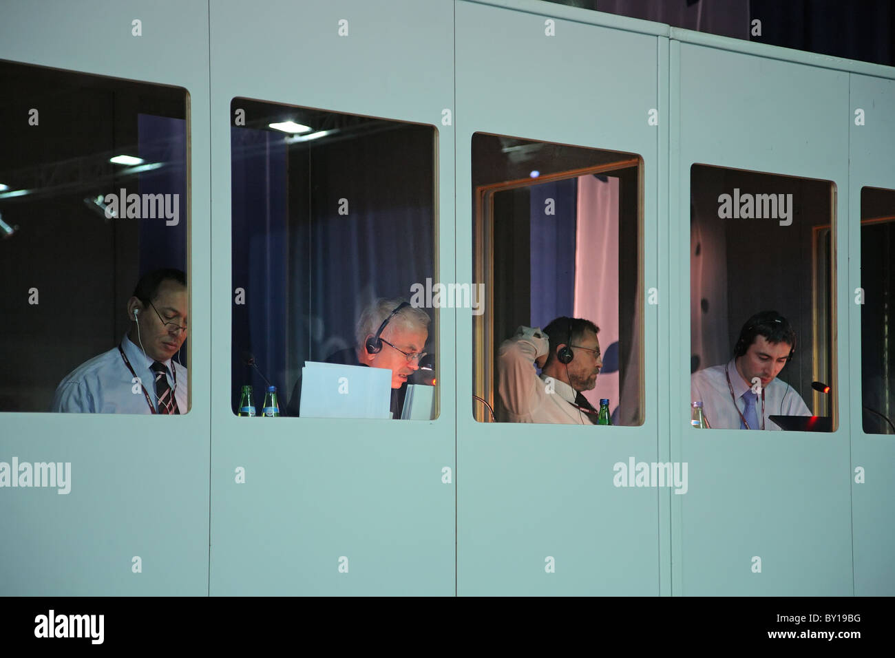 Interpreting booths hi-res stock photography and images - Alamy