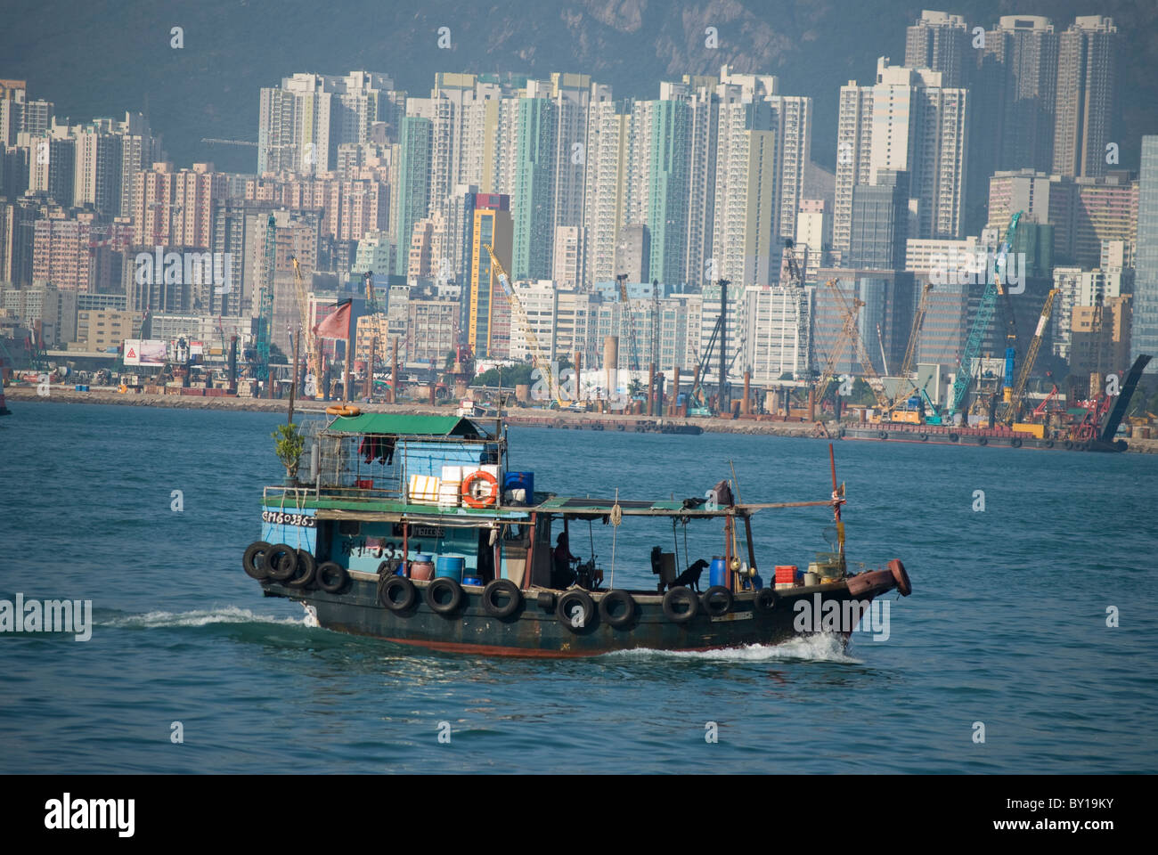 Sampan boat hi-res stock photography and images - Alamy