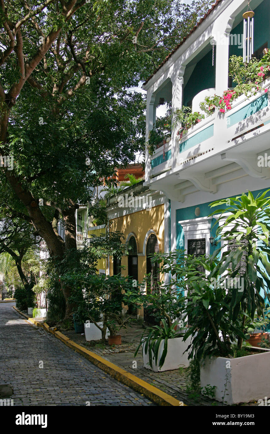 Old san juan puerto rico street color hi-res stock photography and ...
