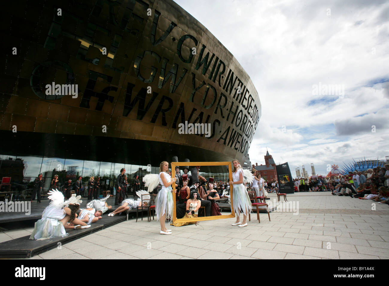 Cardiff bay festivals hi-res stock photography and images - Alamy