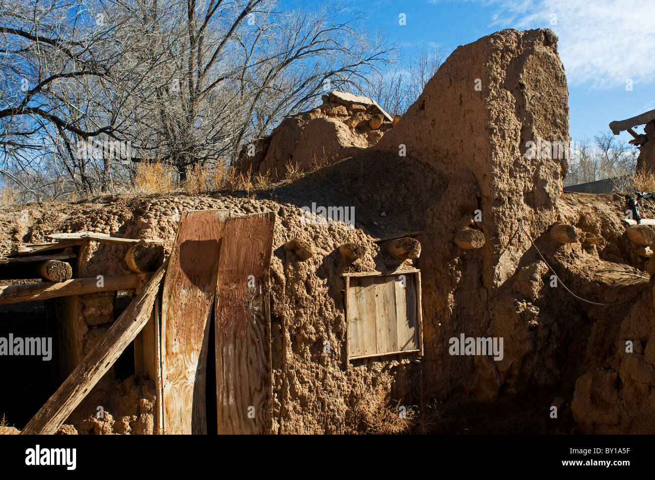 Old adobe ranch buildings in Taos New Mexico Stock Photo - Alamy