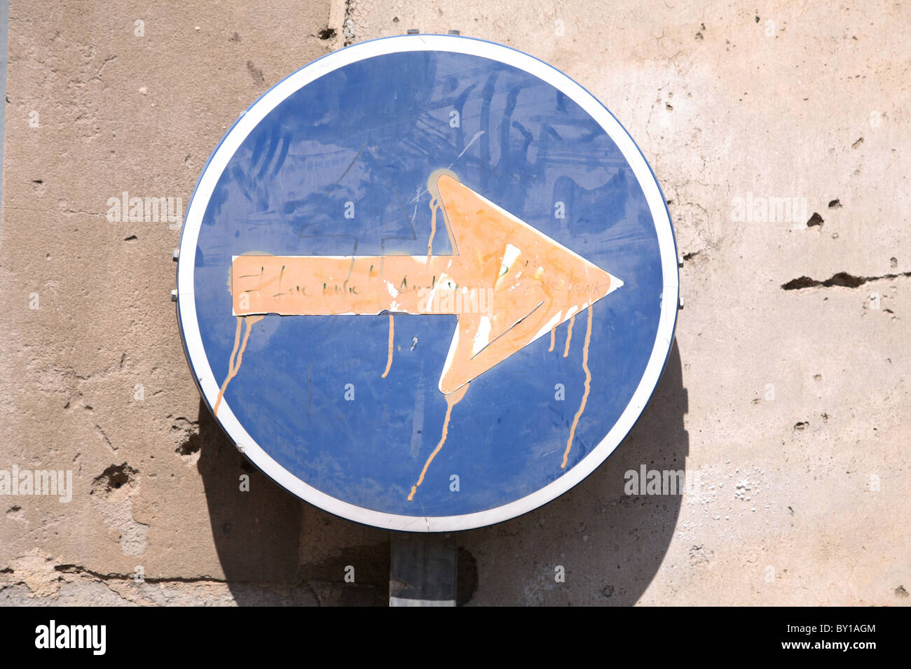 Mandatory right direction sign hi-res stock photography and images - Alamy