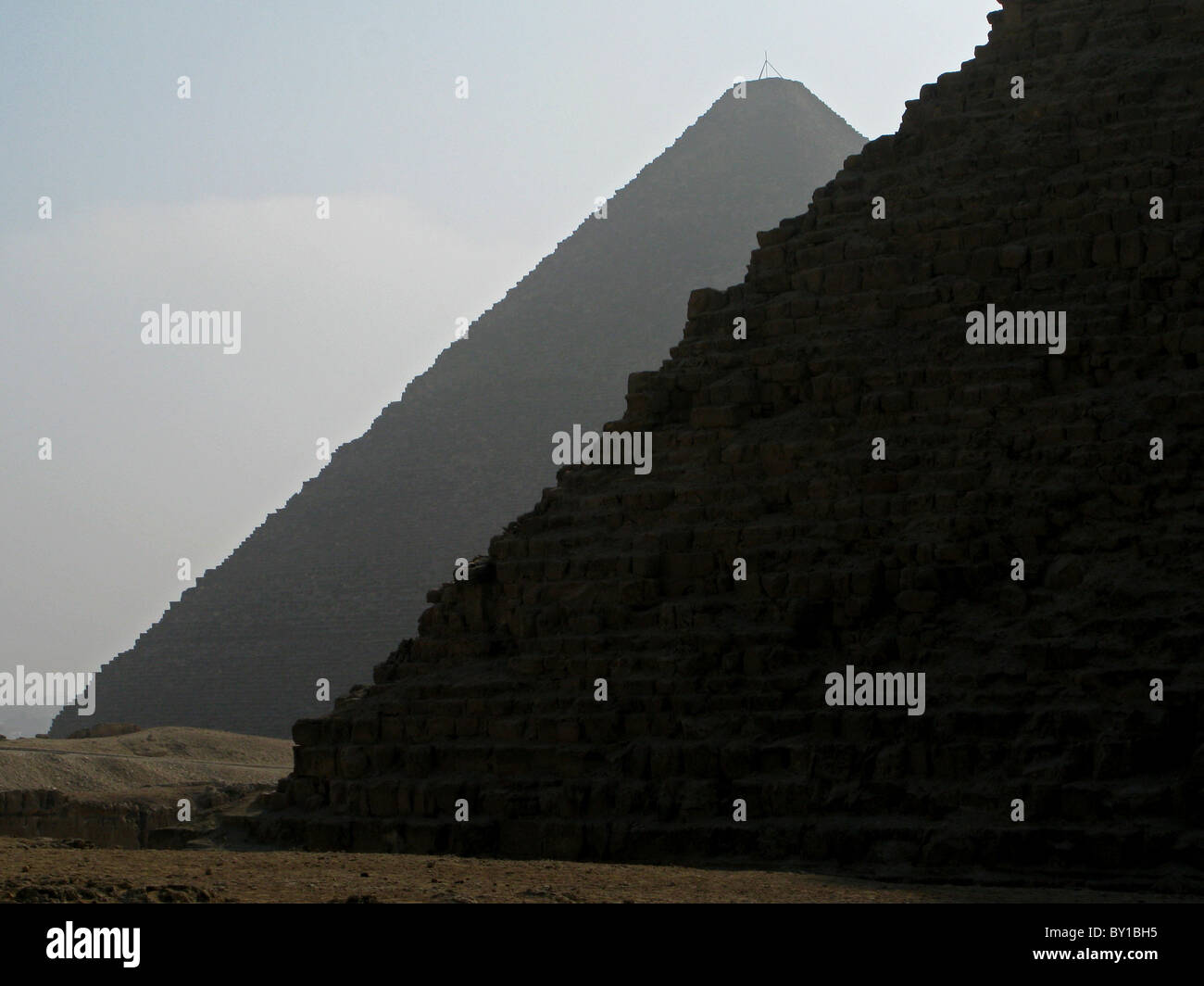 Silhouette of pyramids hi-res stock photography and images - Alamy