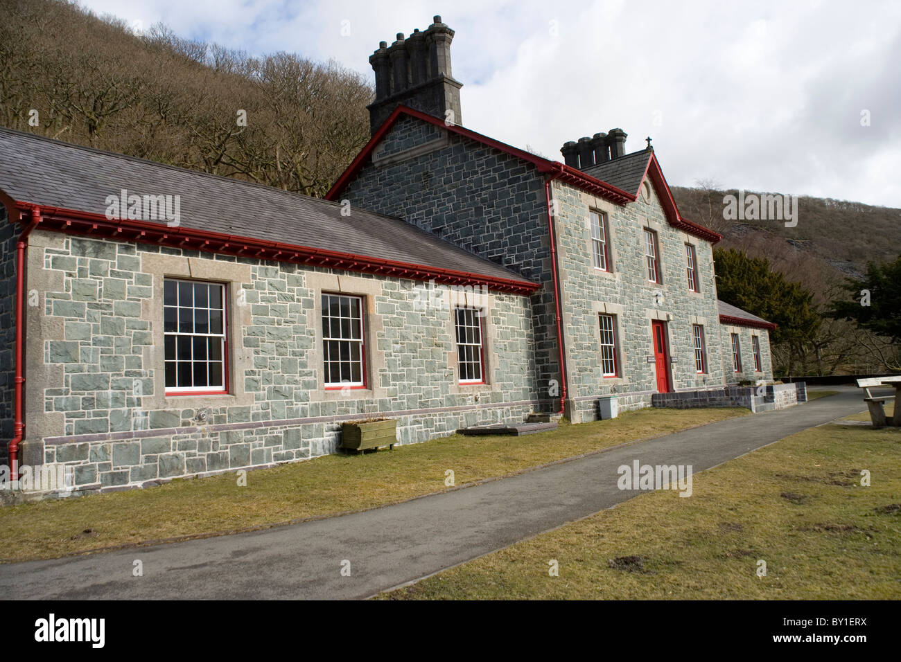 Slate hospital hi-res stock photography and images - Alamy