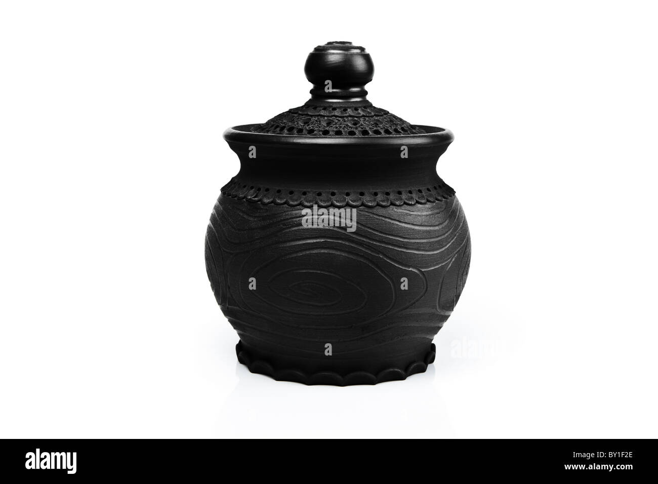 Pottery traditional clay pot hi-res stock photography and images - Alamy