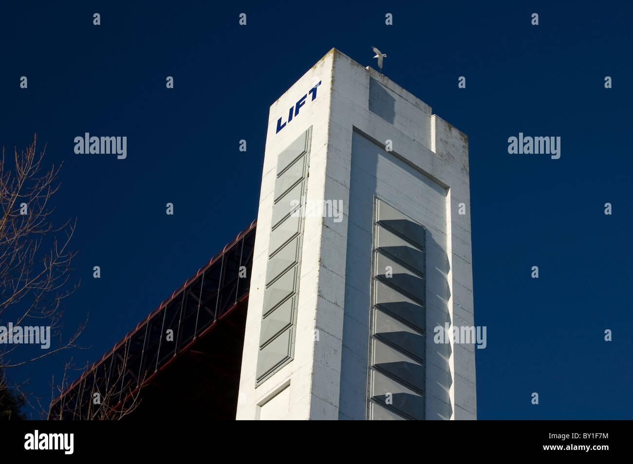 Elevator lifts hi-res stock photography and images - Alamy