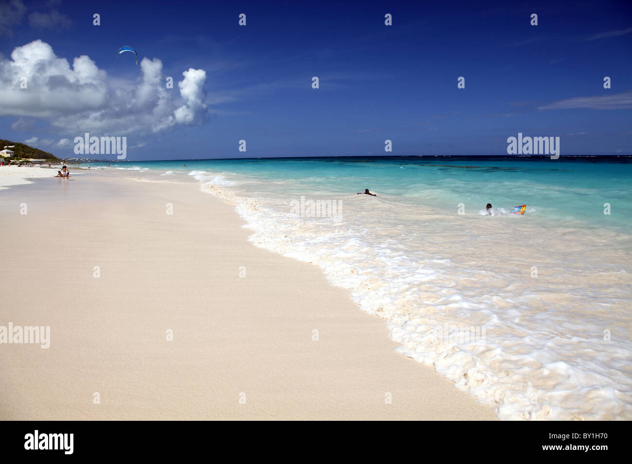 PINK SANDS OF ELBOW BEACH BERMUDA ISLANDS NORTH ATLANTIC OCEAN ELBOW ...