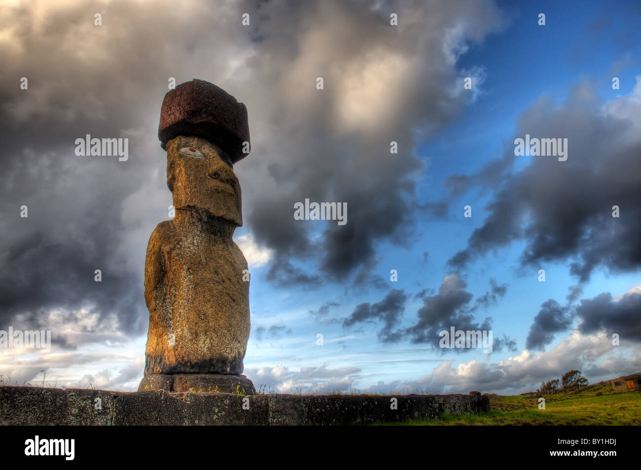 Moai sculptures hi-res stock photography and images - Alamy