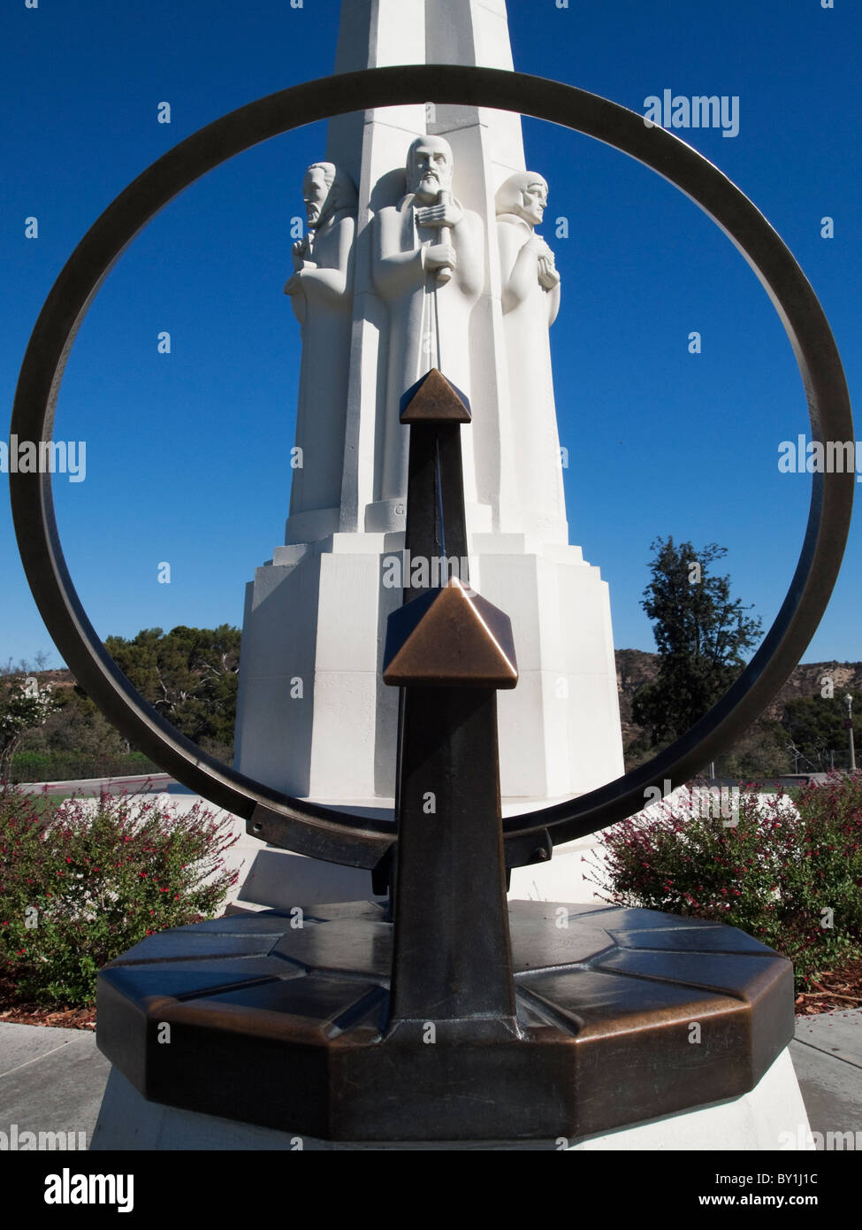 Sundial and Astronomers Monument at Griffith Park Observatory Los ...