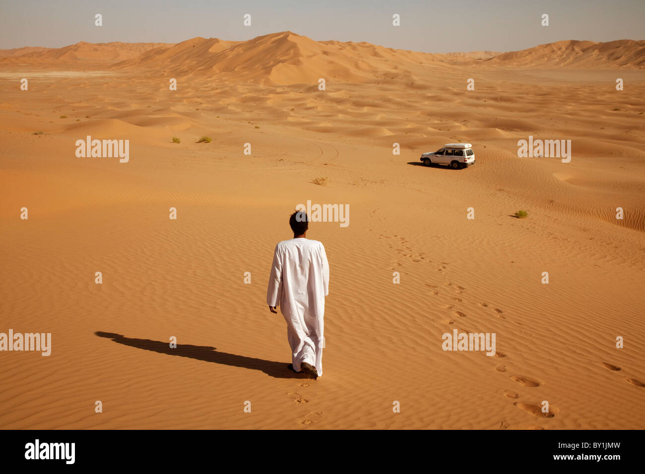 Empty quater hi-res stock photography and images - Alamy