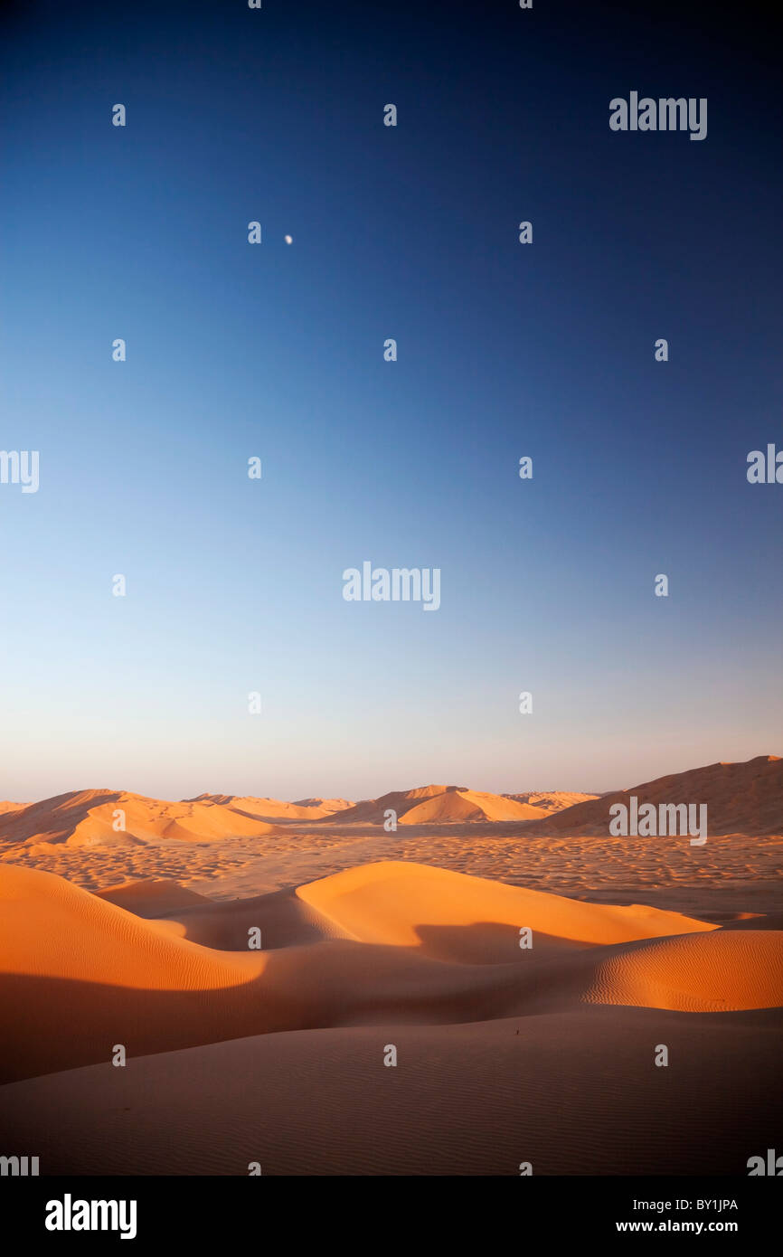 Oman, Empty Quarter. The martian-like landscape of the Empty Quarter ...