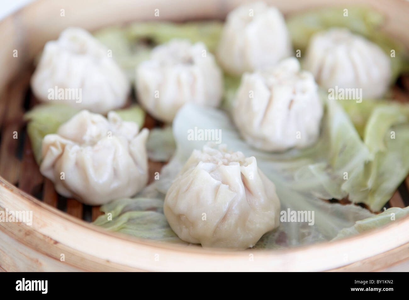 Chinese bamboo basket hi-res stock photography and images - Alamy