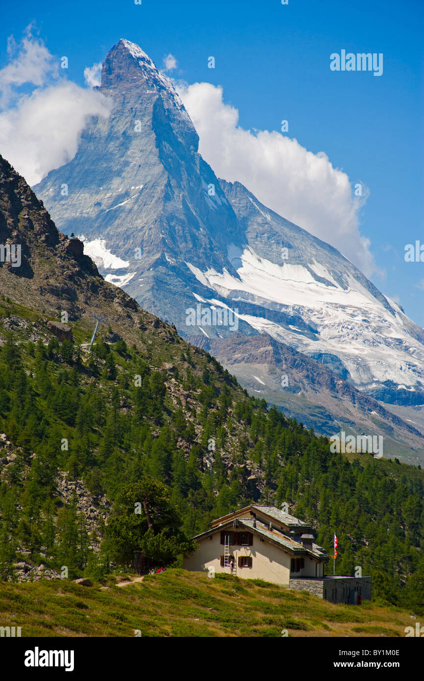 Switzerland mountainside hi-res stock photography and images - Alamy