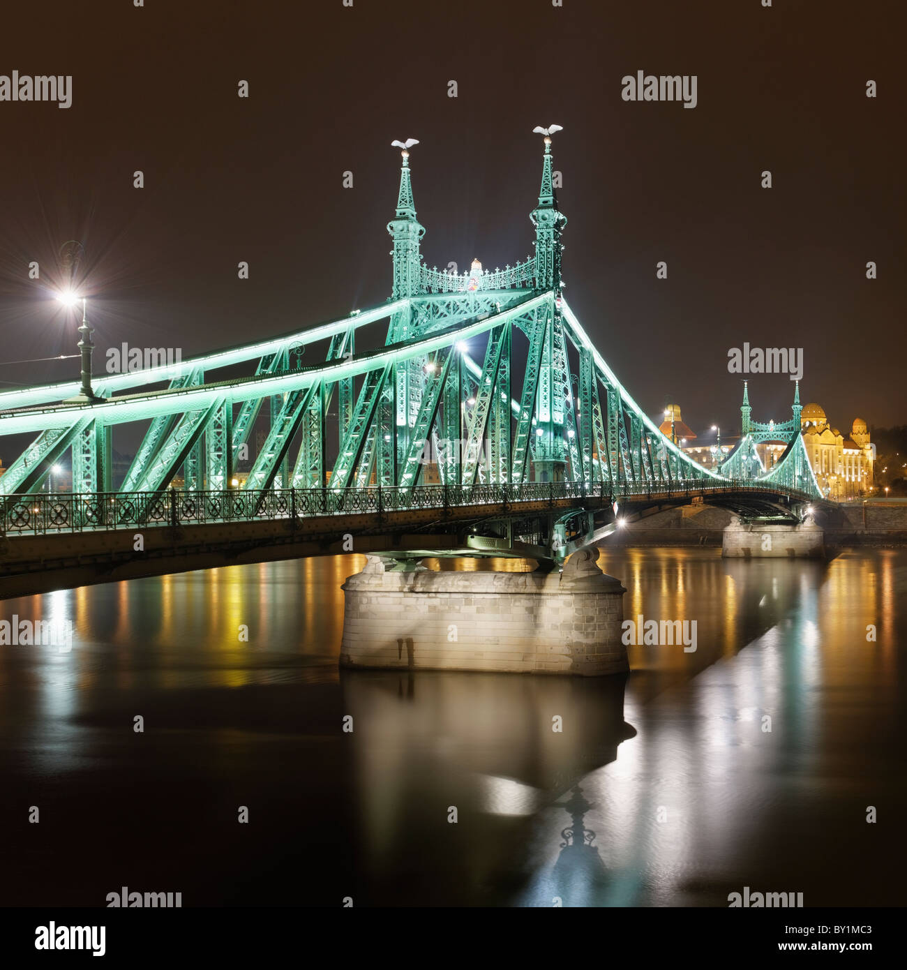 Bridge liberty hi-res stock photography and images - Alamy