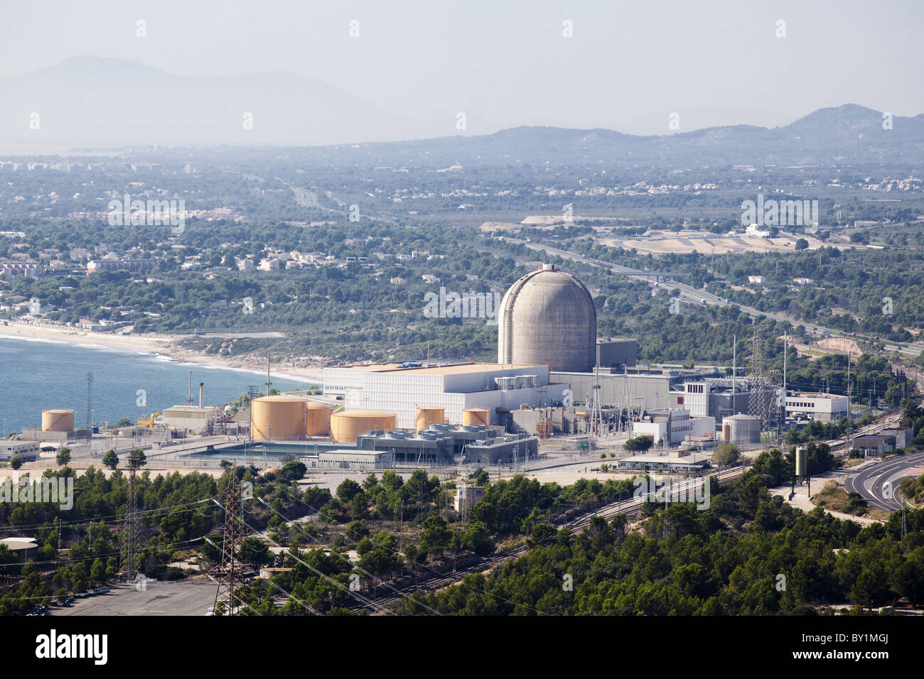 Vandellos 2 nuclear power plant Stock Photo - Alamy