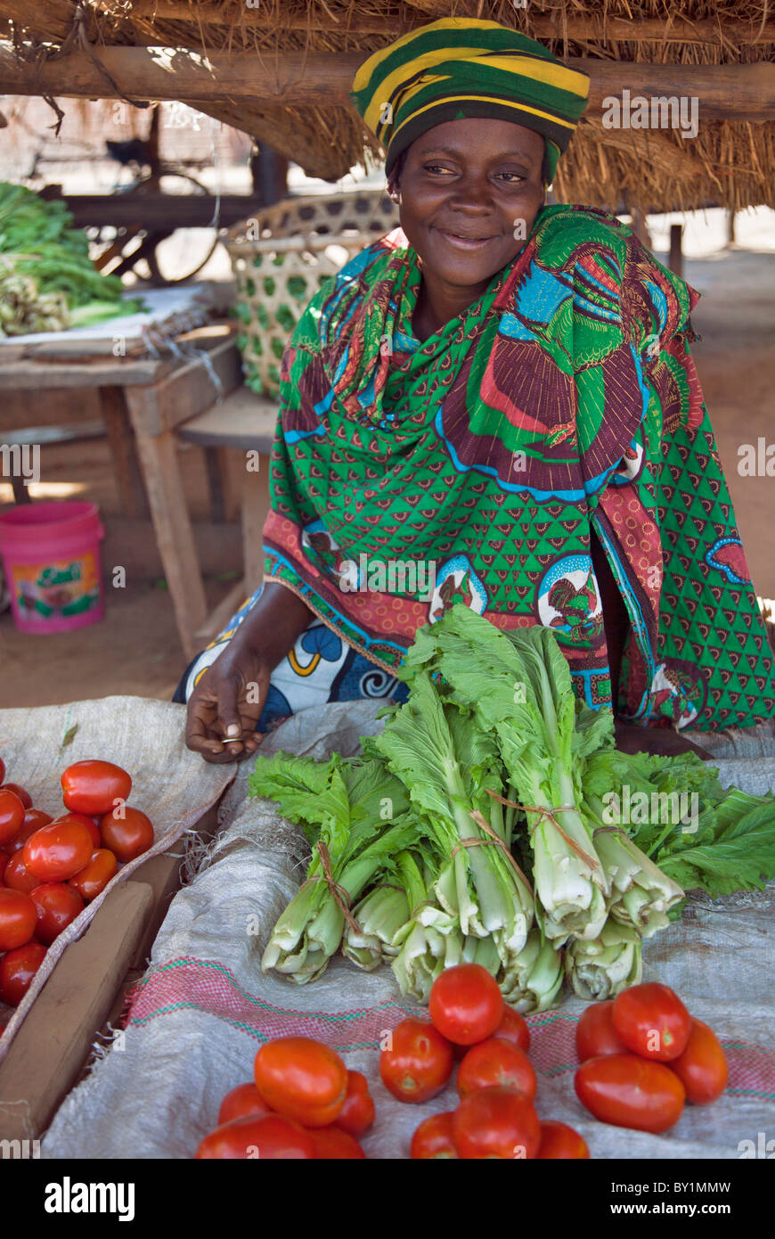 African roadside market hi-res stock photography and images - Alamy