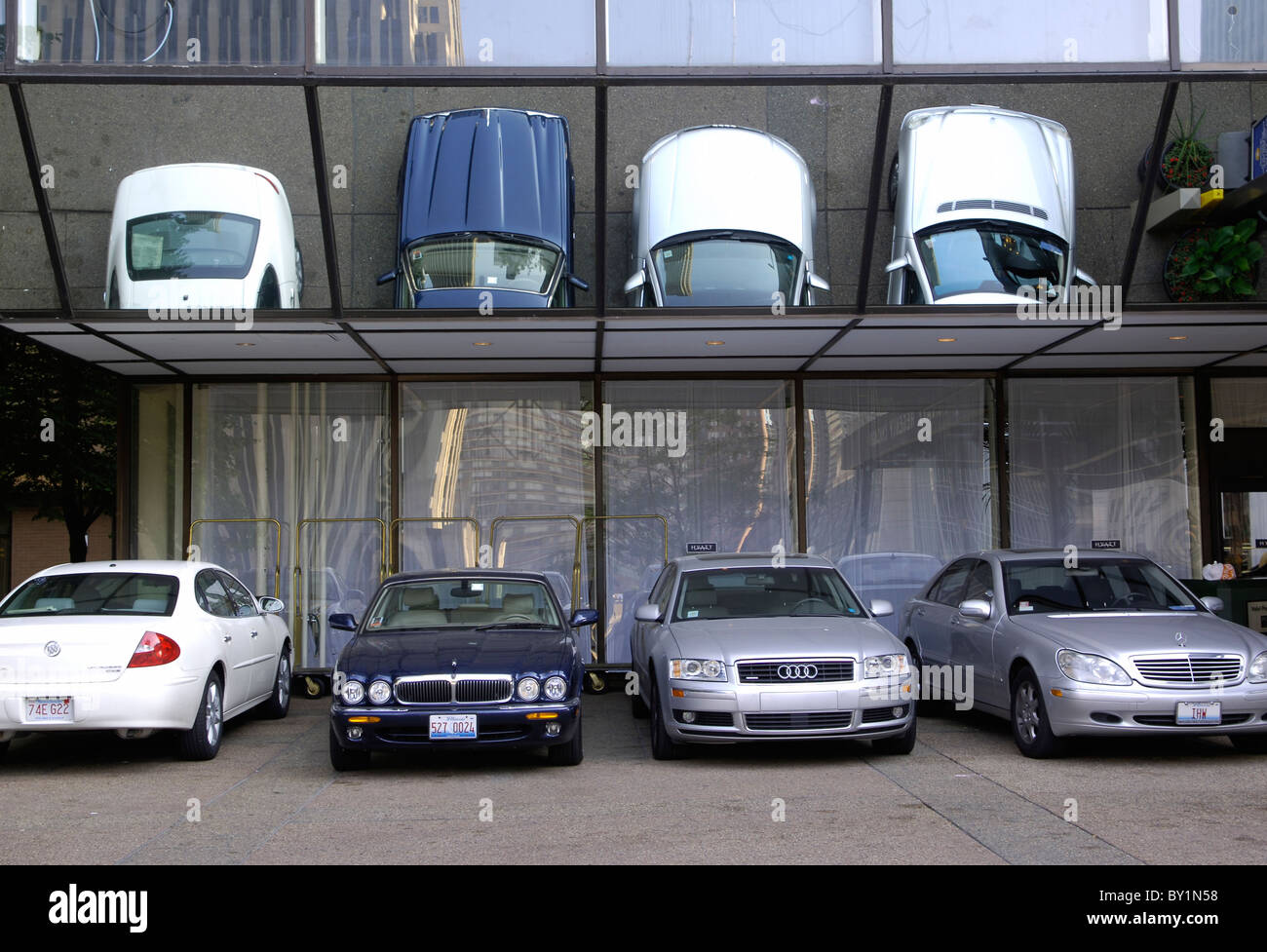 Chicago cars hi-res stock photography and images - Alamy