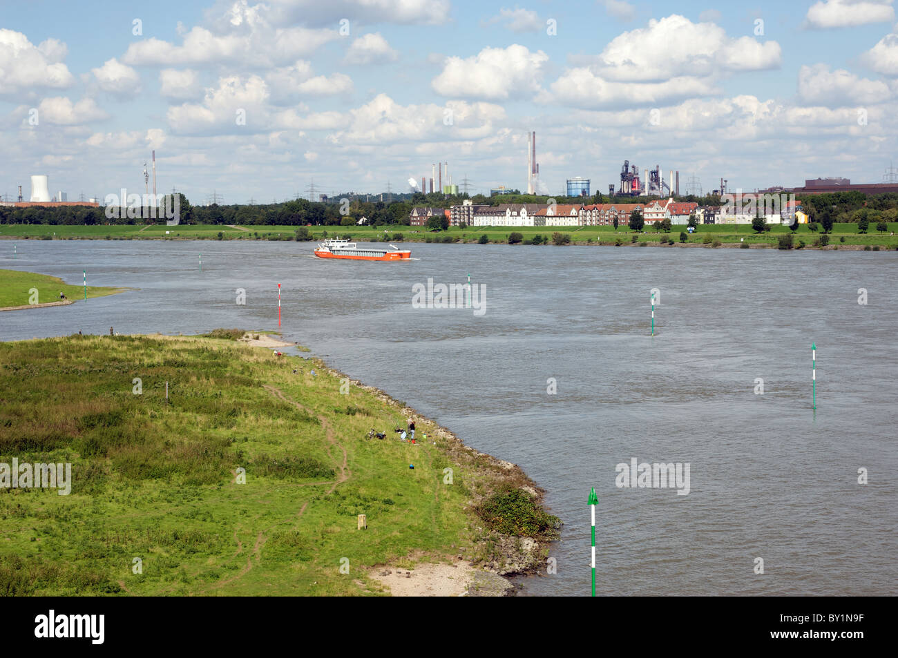 German riverbank hi-res stock photography and images - Alamy