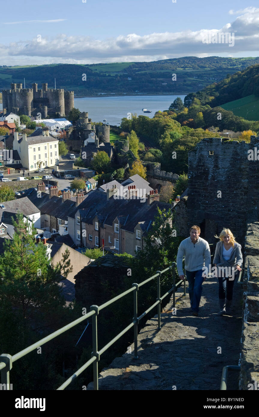 Conwy town walls hi-res stock photography and images - Alamy