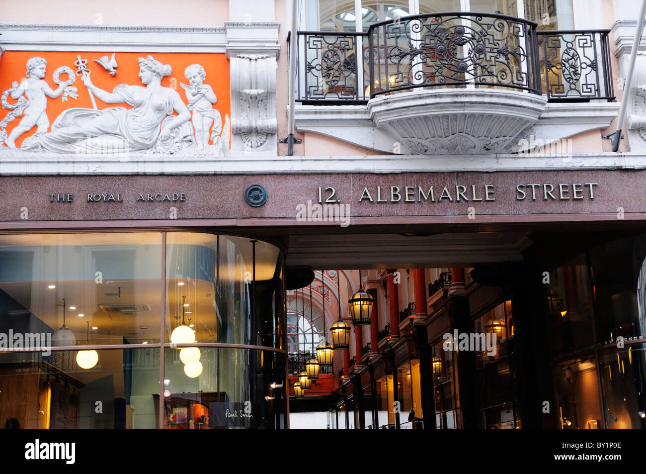 Albemarle street london hi-res stock photography and images - Alamy