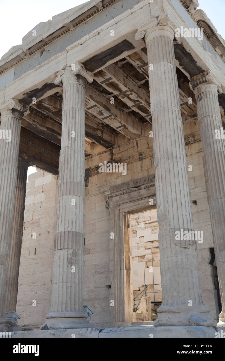 View of the Greek style temple's ceiling and pillars Stock Photo - Alamy
