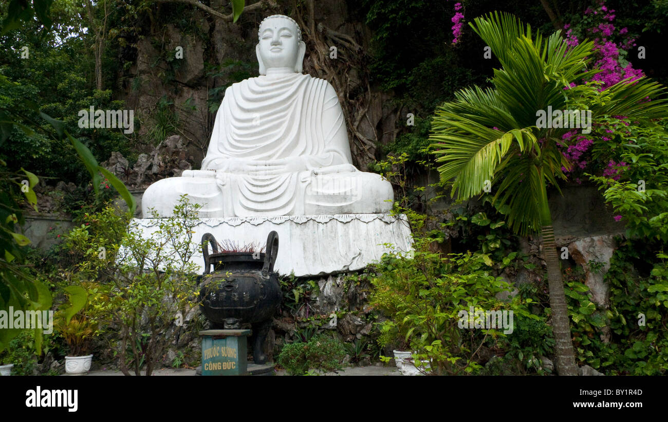 Statue of Buddha, Cave temple, Marble Mountain, Danag, Vietnam Stock ...