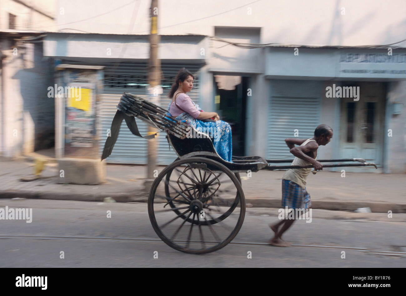 Rickshaw in Calcutta, India Stock Photo - Alamy
