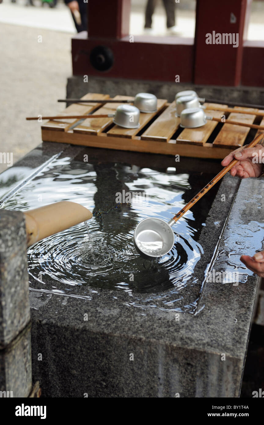 Water purification rite at the Askusa shrine, Sanja Matsuri, Asakusa ...