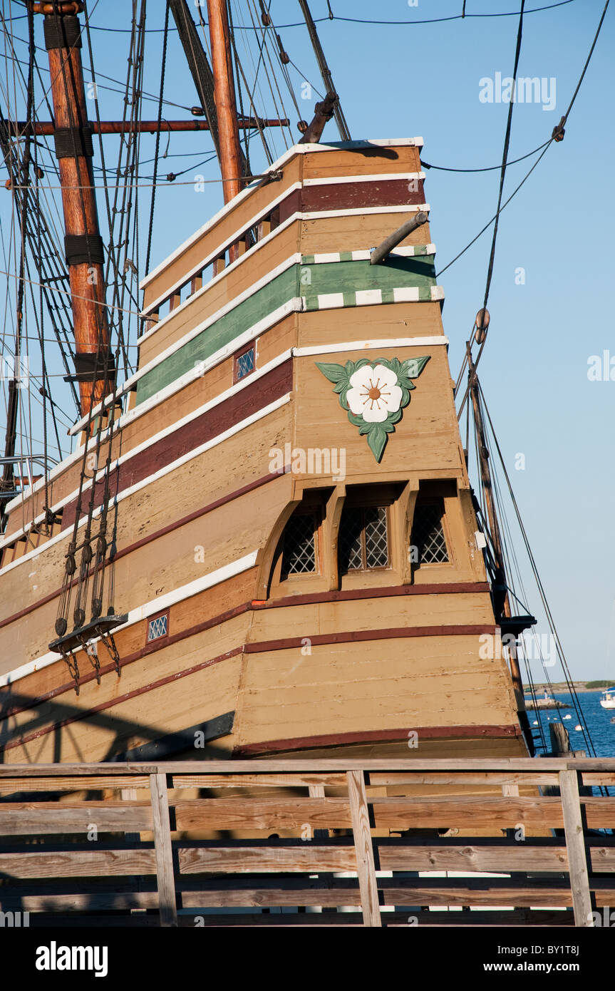 The Mayflower 2 replica of the vessel that the Pilgrim Fathers sailed ...