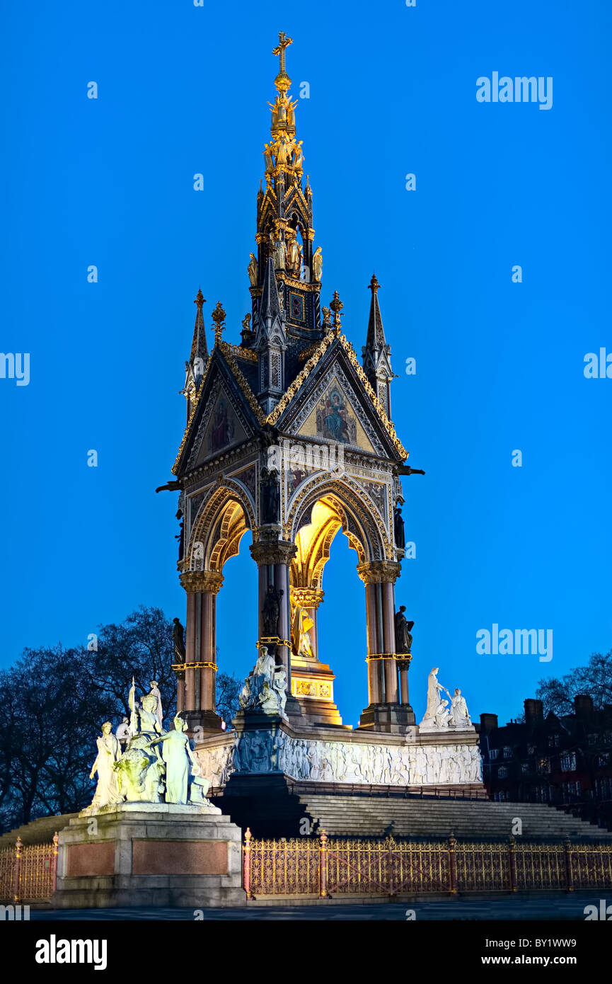 Albert Memorial, Kensington Gardens, London, England, UK, Europe, at dusk Stock Photo - Alamy