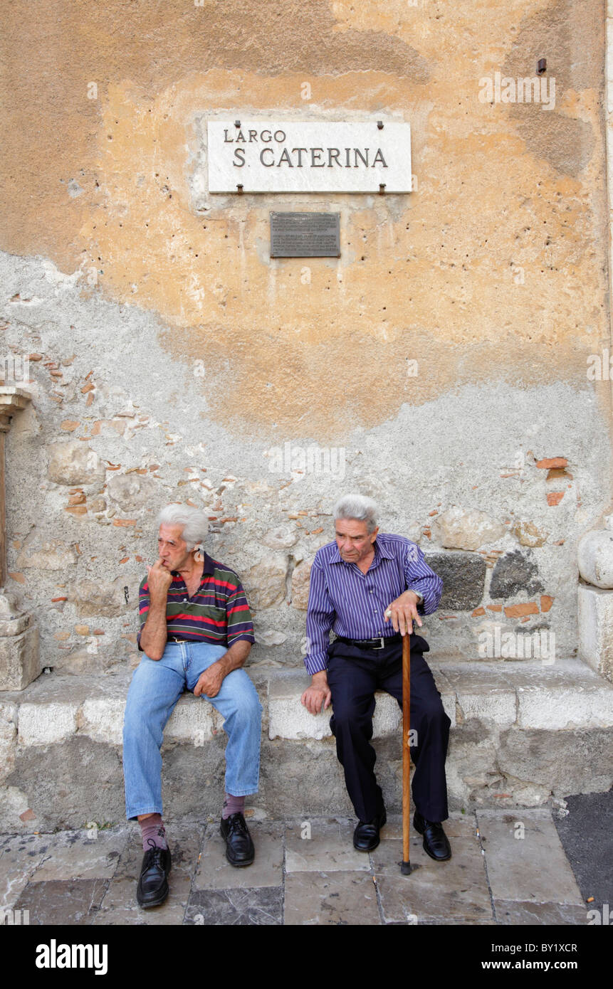 Sicilian men hi-res stock photography and images - Alamy