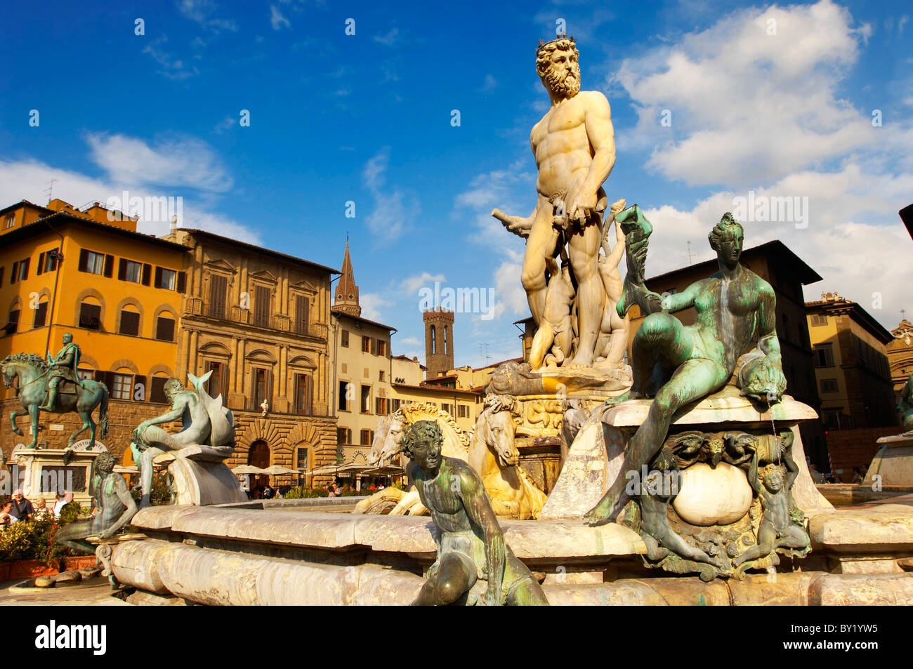 Statue of neptune hi-res stock photography and images - Alamy