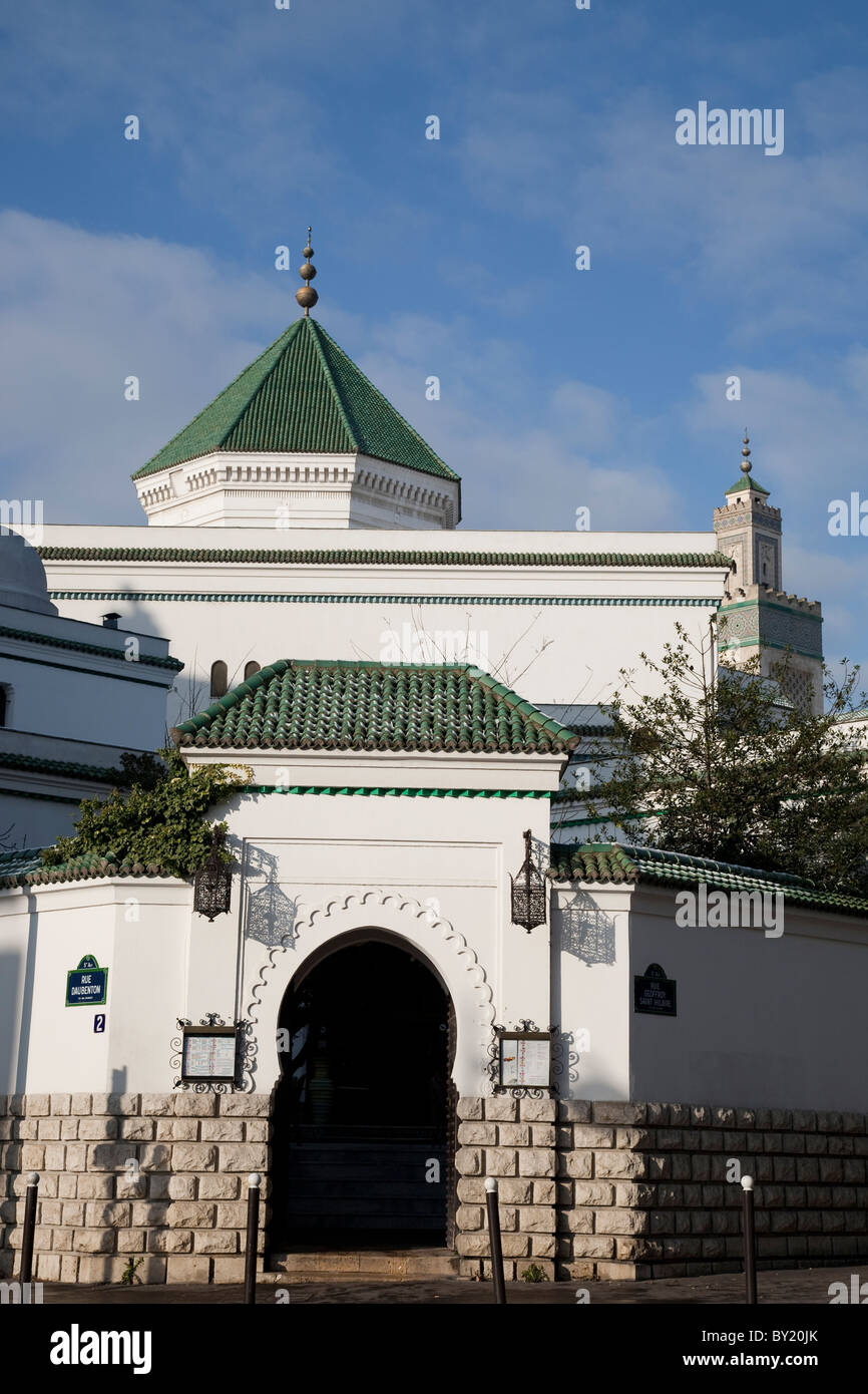 Cafe central paris hi-res stock photography and images - Alamy
