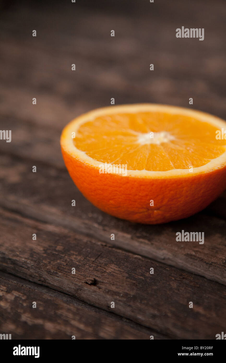 Half cut orange hi-res stock photography and images - Alamy