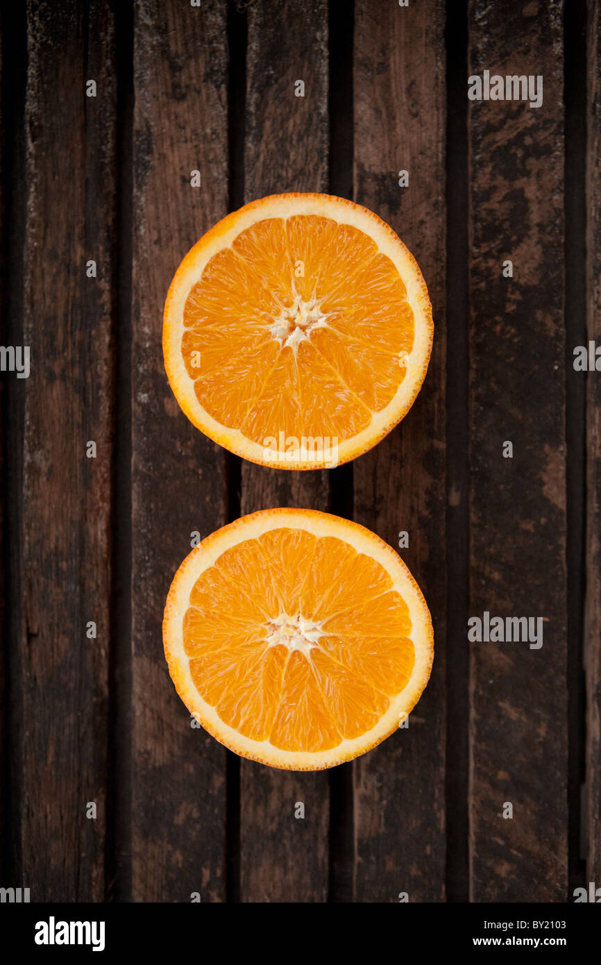 Two half circles hi-res stock photography and images - Alamy