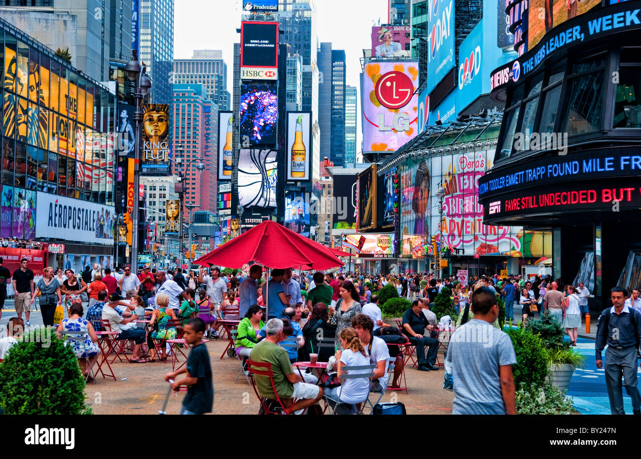 Times Square New York City NYC Broadway relax close street cafe Stock ...