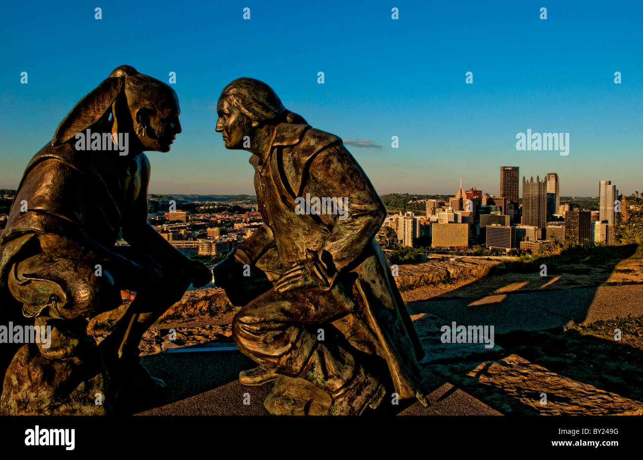 Statue of George Washington trading with Indians in Pittsburgh ...